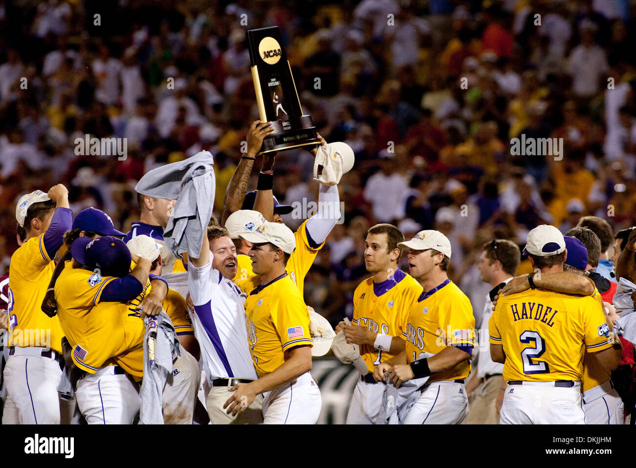 June 24, 2009 - Omaha, Nebraska, U.S - 24 June 2009: LSU celebrate ...