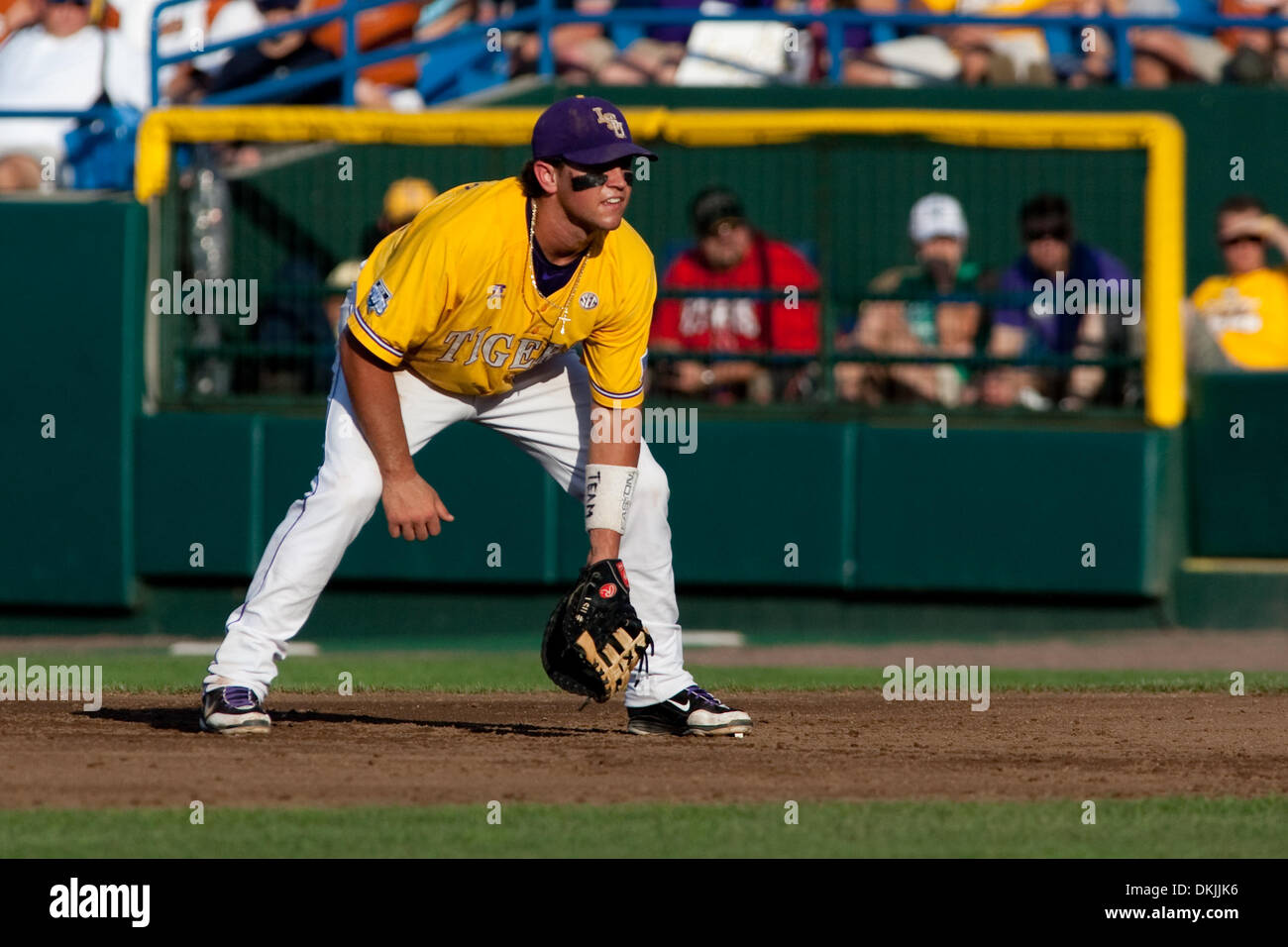 June 24, 2009 - Omaha, NE, U.S - 24 June 2009: LSU's first baseman Sean ...