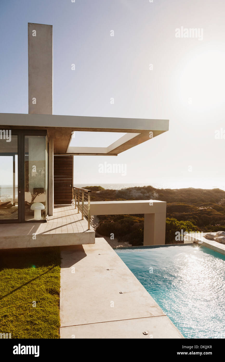 Lap pool outside modern house Stock Photo - Alamy