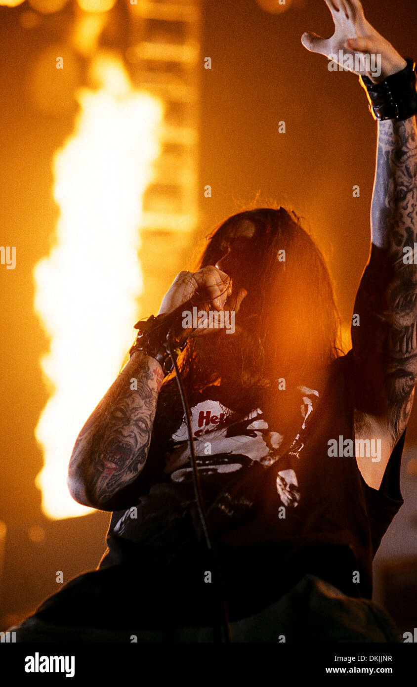 Mar. 7, 2001 - K21364JKROL.PANTERA CONCERT CHICAGO ,IL.07/03/2001. JEFF ...