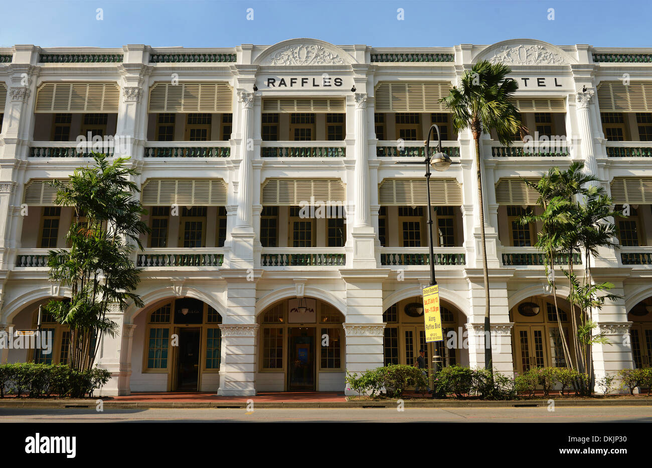 Singapore raffles hotel architecture hi-res stock photography and ...