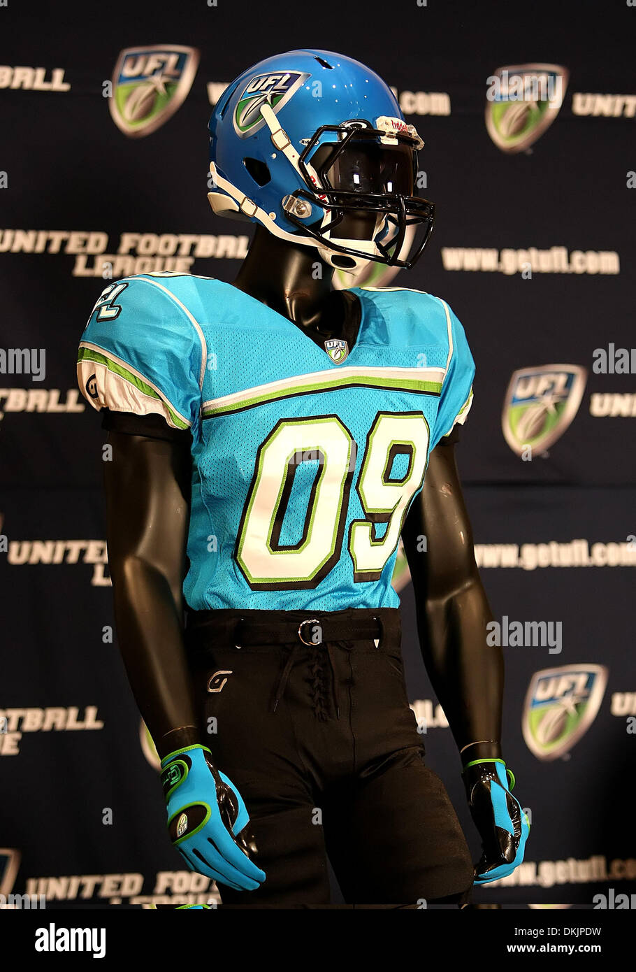 Football uniform conference league hi-res stock photography and images ...