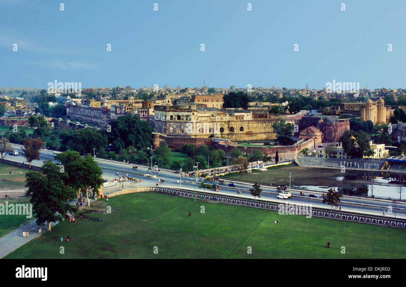 City view of lahore hi-res stock photography and images - Alamy