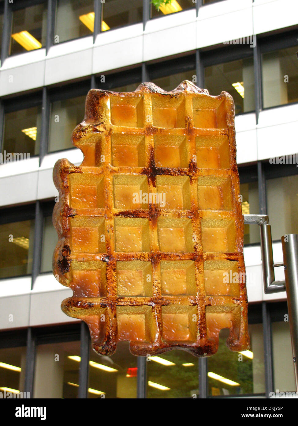 Wafels & Dinges food truck Stock Photo - Alamy
