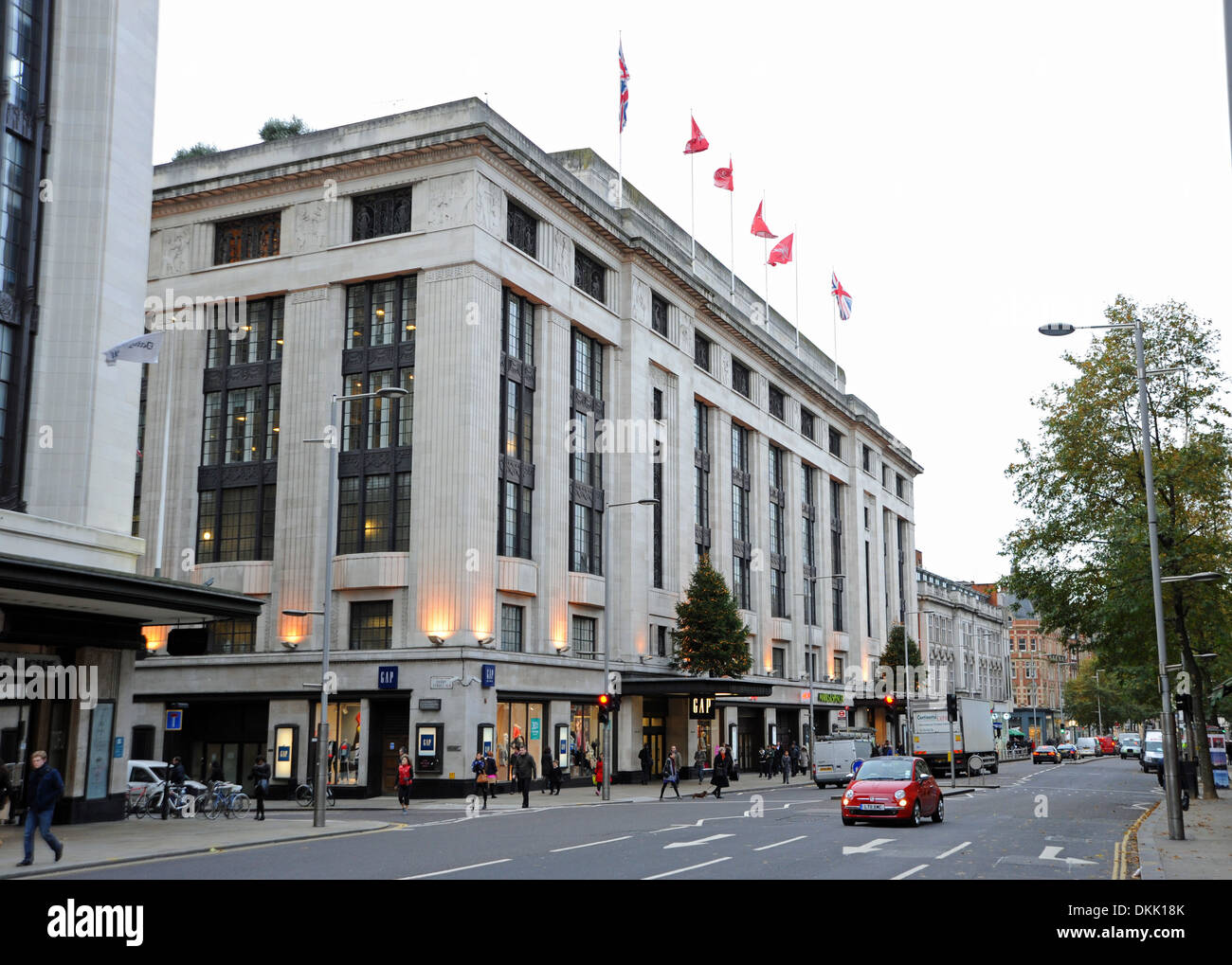 Kensington High Street London W8 UK Stock Photo - Alamy