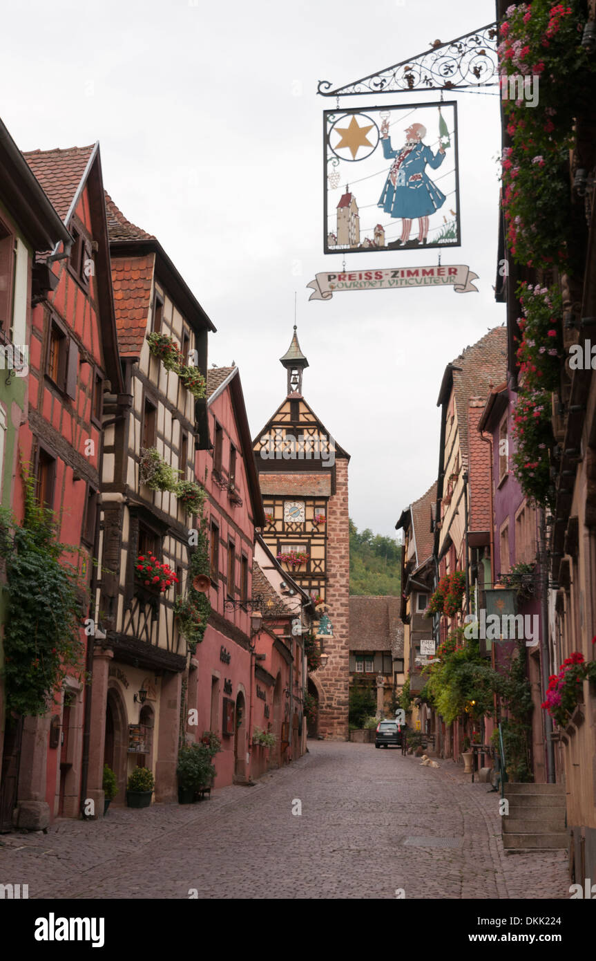 Dolder gate hi-res stock photography and images - Alamy