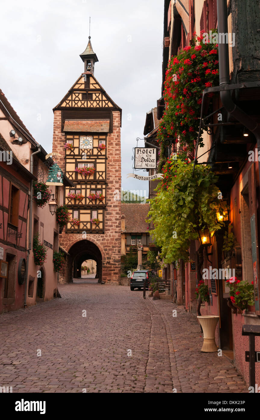 Dolder gate hi-res stock photography and images - Alamy