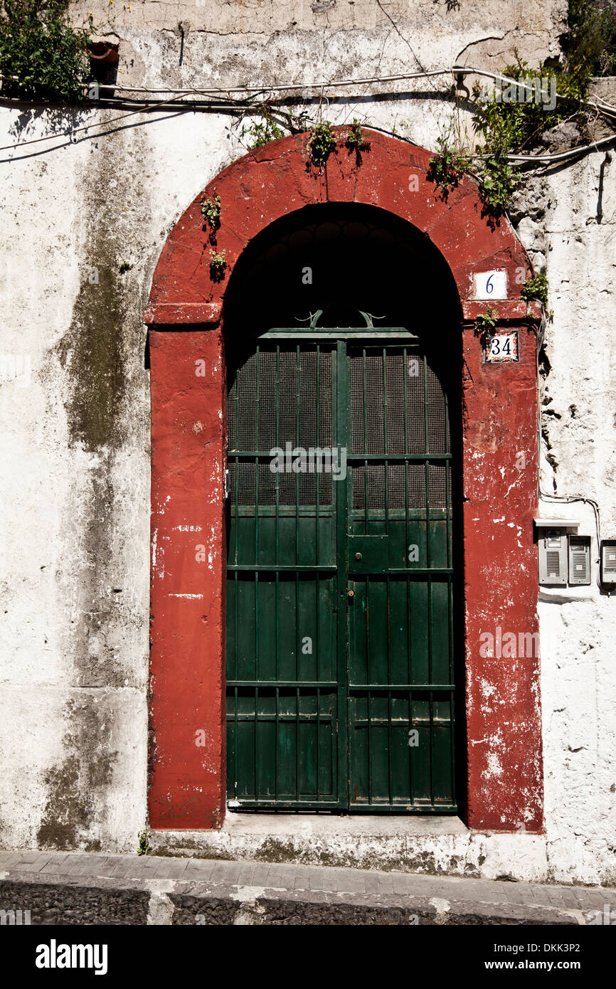 Italian doorway hi-res stock photography and images - Alamy