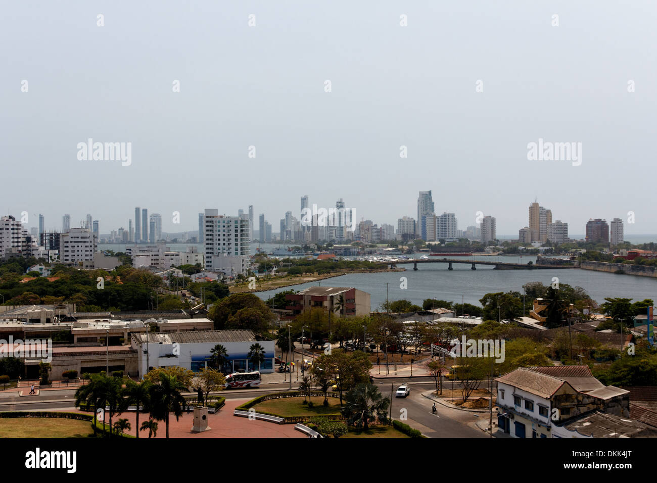 Colombia cityscape hi-res stock photography and images - Alamy