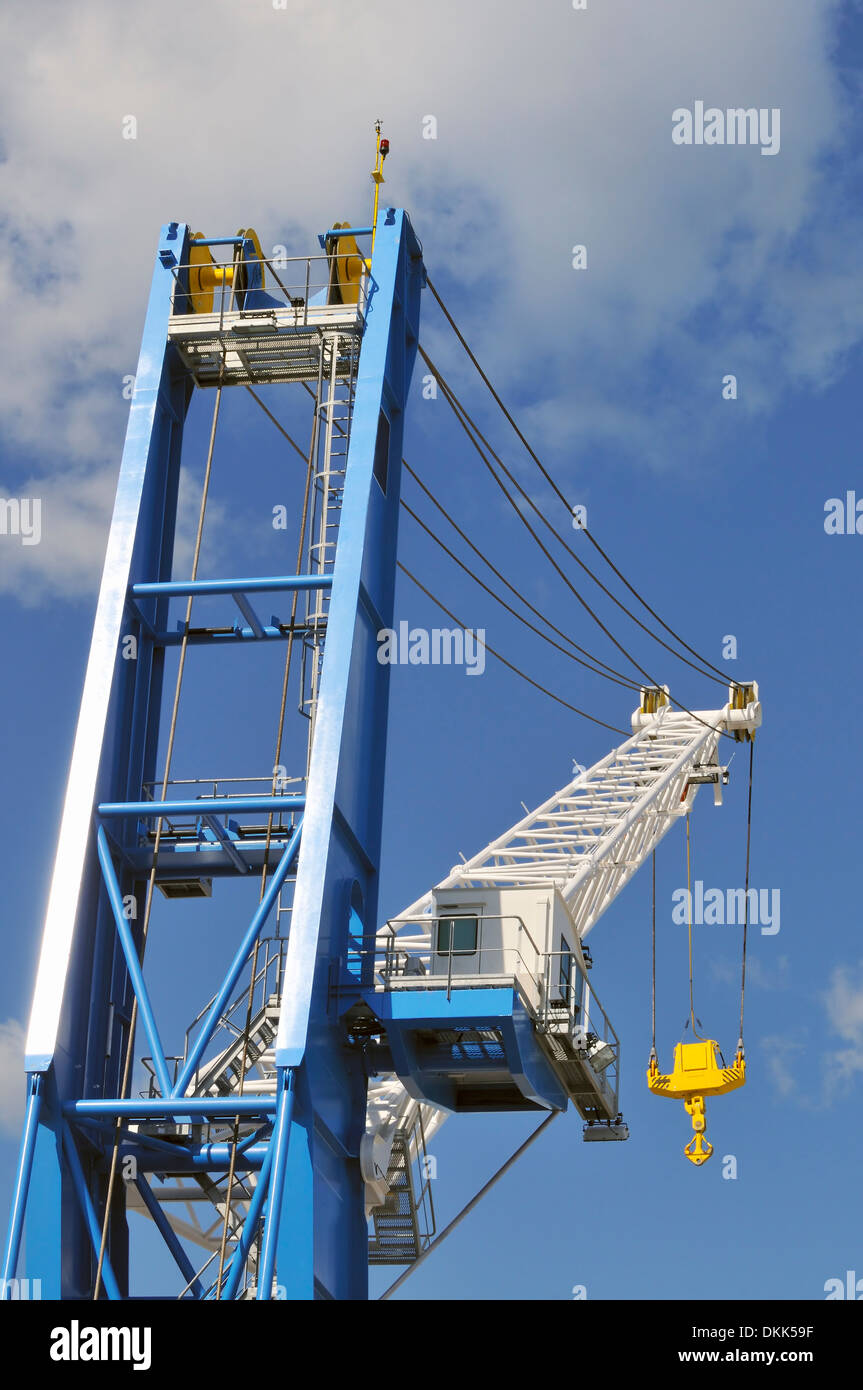 Yellow crane hook arm hi-res stock photography and images - Alamy