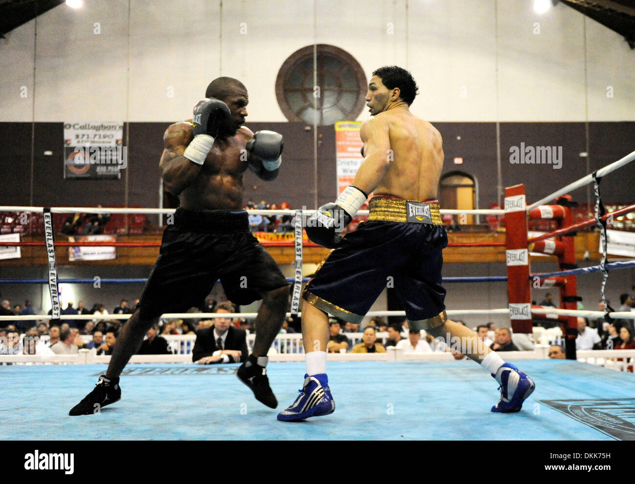 November 19, 2009: Edwin Rodriguez (blue and gold truncks) of Worcester ...