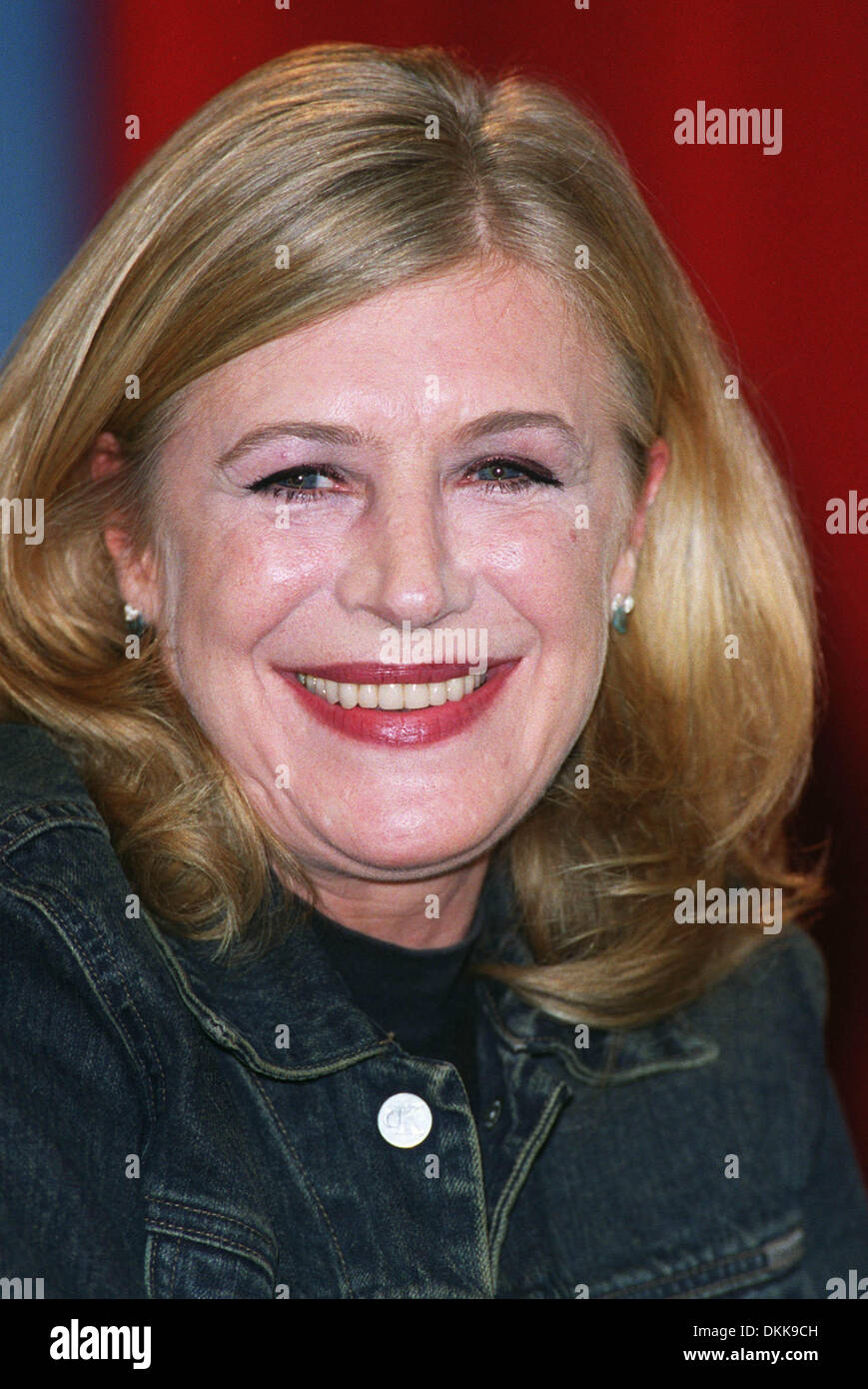 MARIANNE FAITHFULL.MUSICIAN & ACTRESS.NY.POTSDAMER PLATZ, BERLIN, GERMA ... MARIANNE FAITHFULL.MUSICIAN & ACTRESS.NY.POTSDAMER PLATZ, BERLIN, GERMA ...