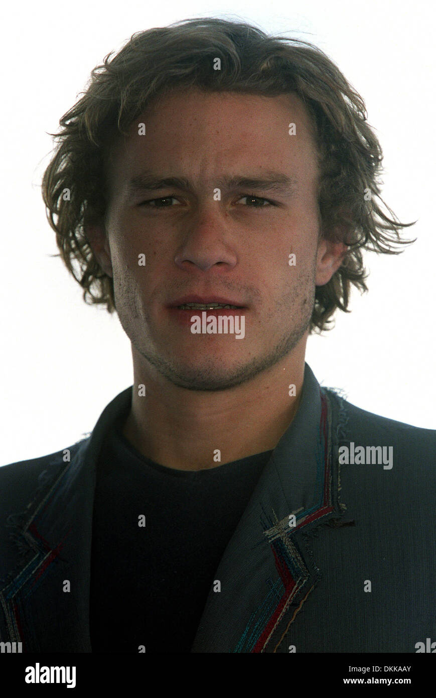 HEATH LEDGER.ACTOR.DEAUVILLE, FRANCE.01/09/2001.BM7F7 Stock Photo - Alamy