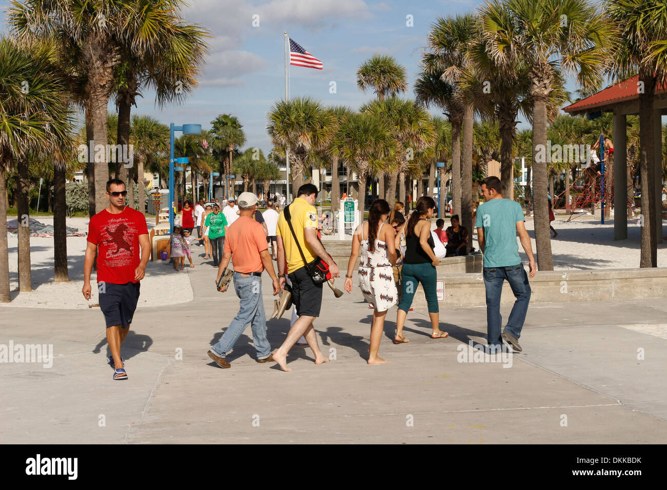 Clearwater beach family hi-res stock photography and images - Alamy