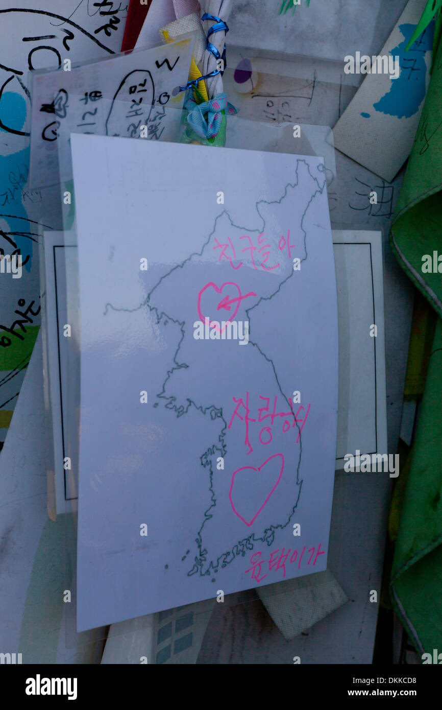 Dmz freedom bridge hi-res stock photography and images - Alamy