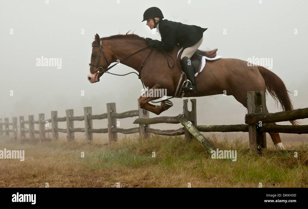Nov 26, 2009 - Southern Pines, North Carolina, USA - On horseback, a ...