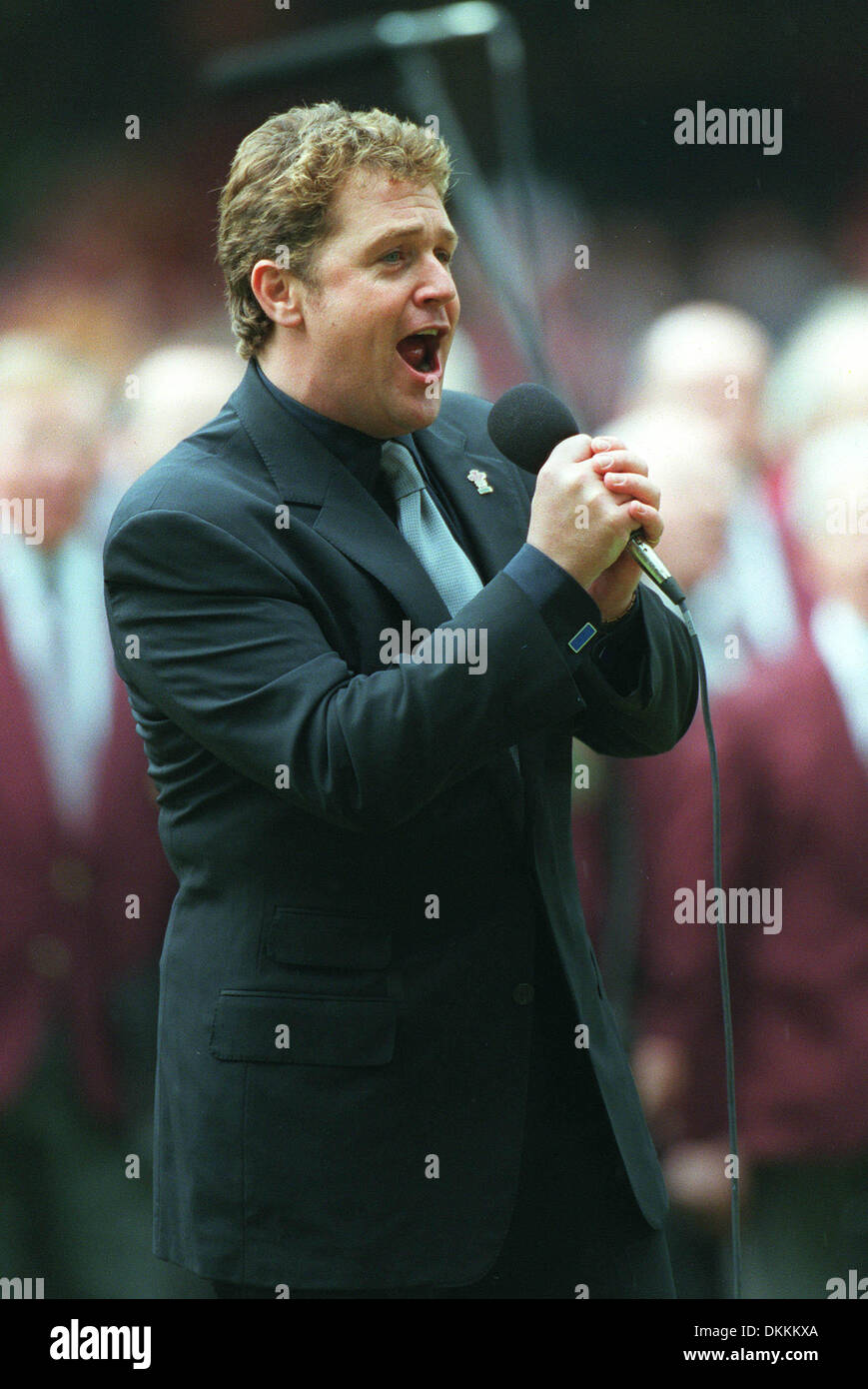 Michael ball singer hi-res stock photography and images - Alamy