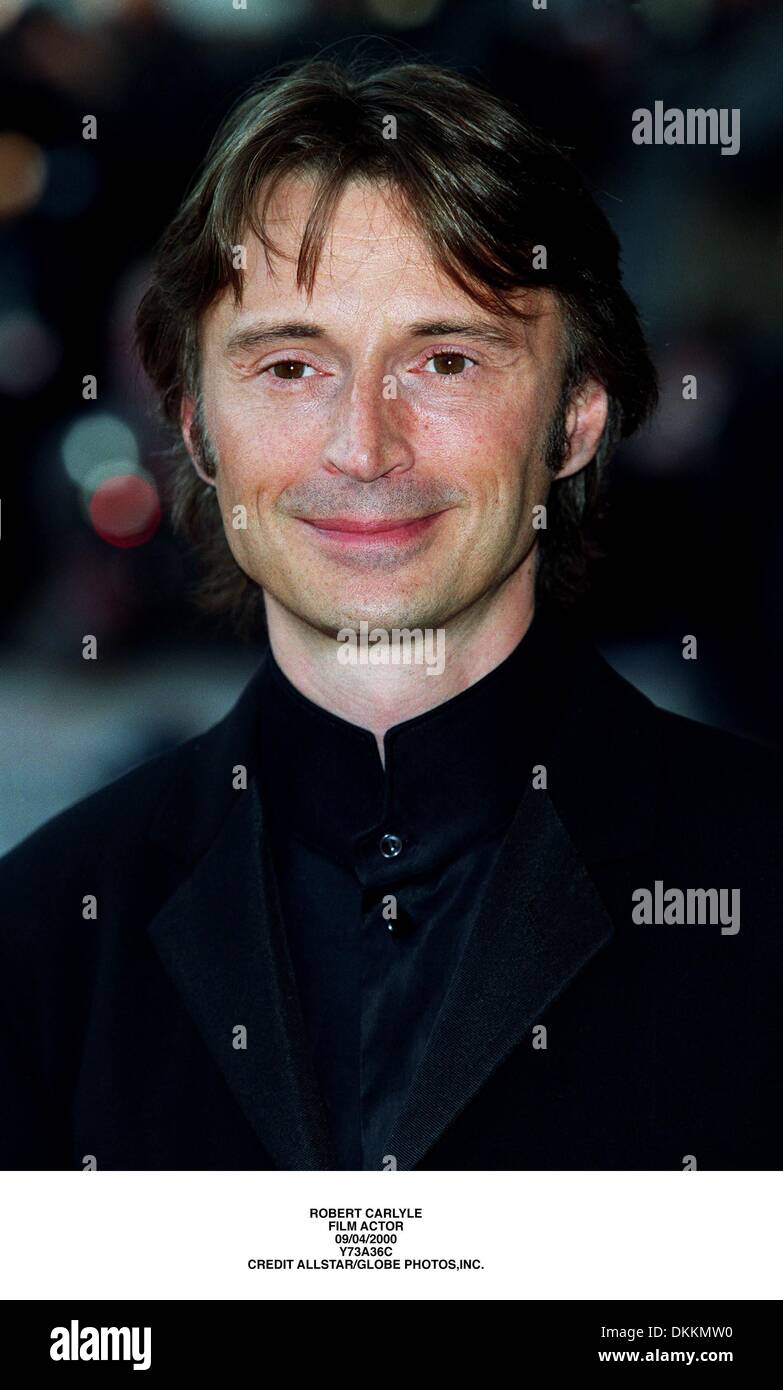 Actor robert carlyle hi-res stock photography and images - Alamy