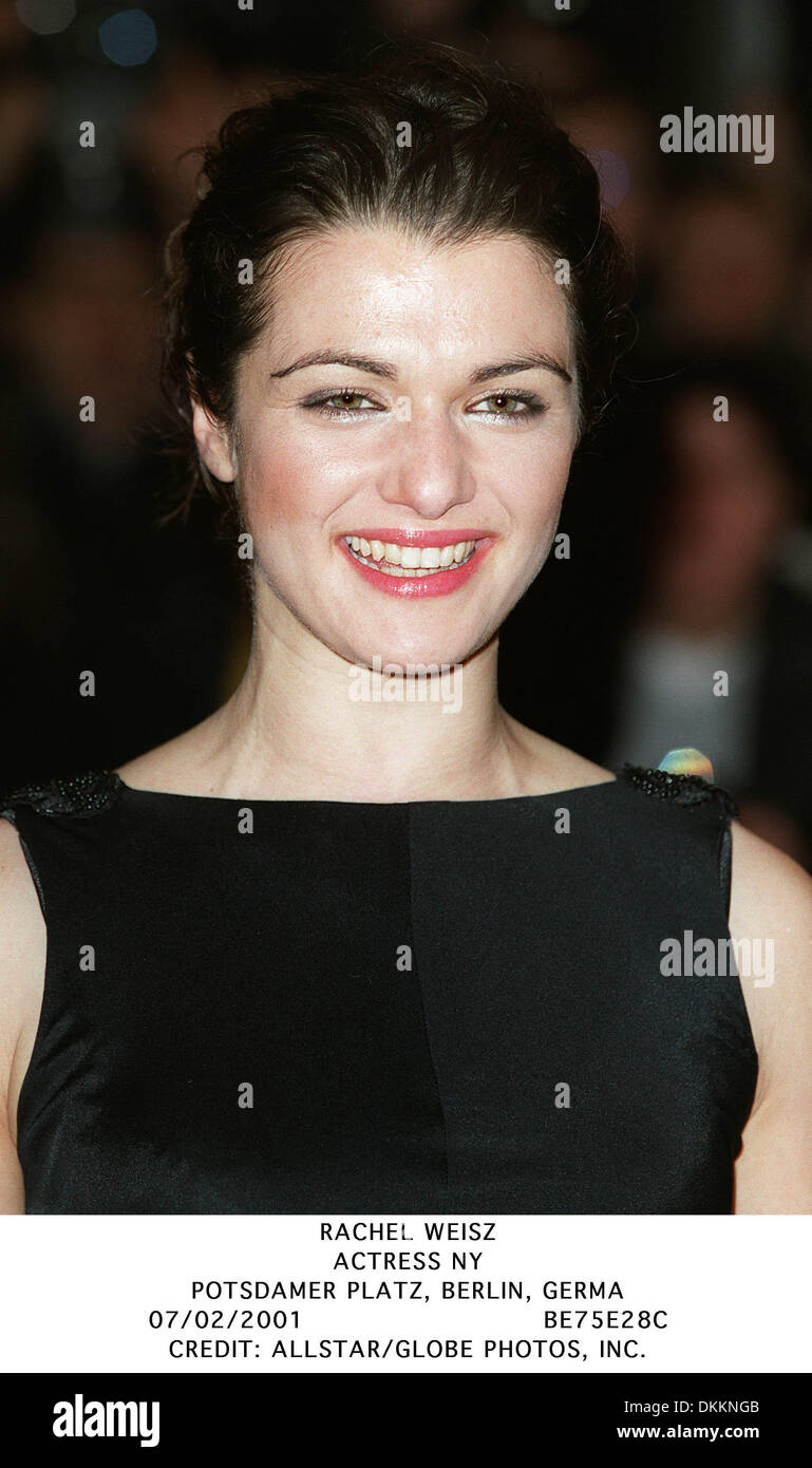 RACHEL WEISZ.ACTRESS NY.POTSDAMER PLATZ, BERLIN, GERMA.07/02/2001 ...