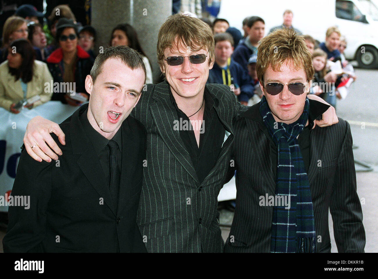 TRAVIS.POP GROUP.NGLAND.THE LANCASTER HOTEL, LONDON, E.26/03/2002 ...