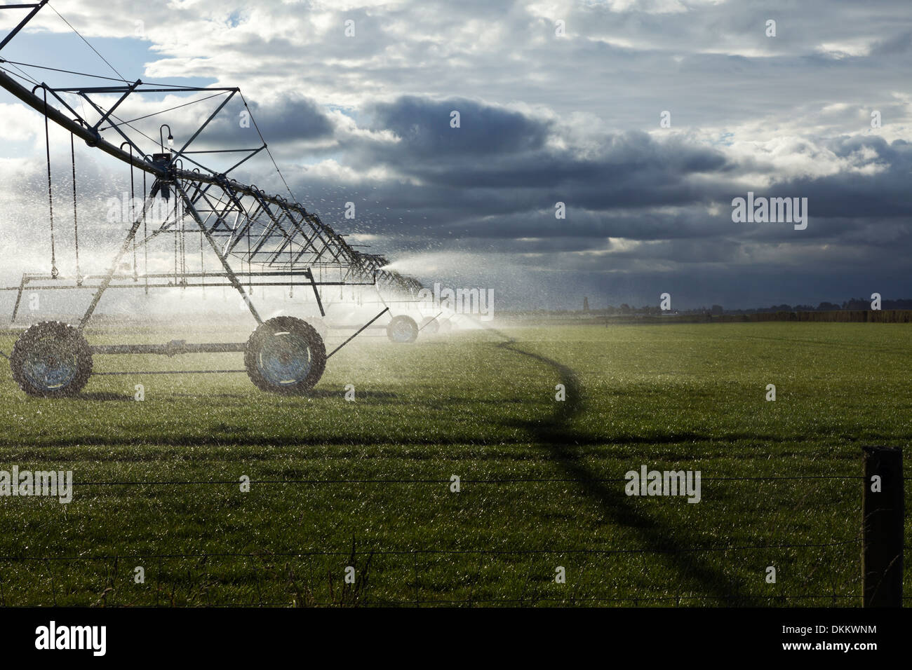 Pivot irrigation hi-res stock photography and images - Alamy