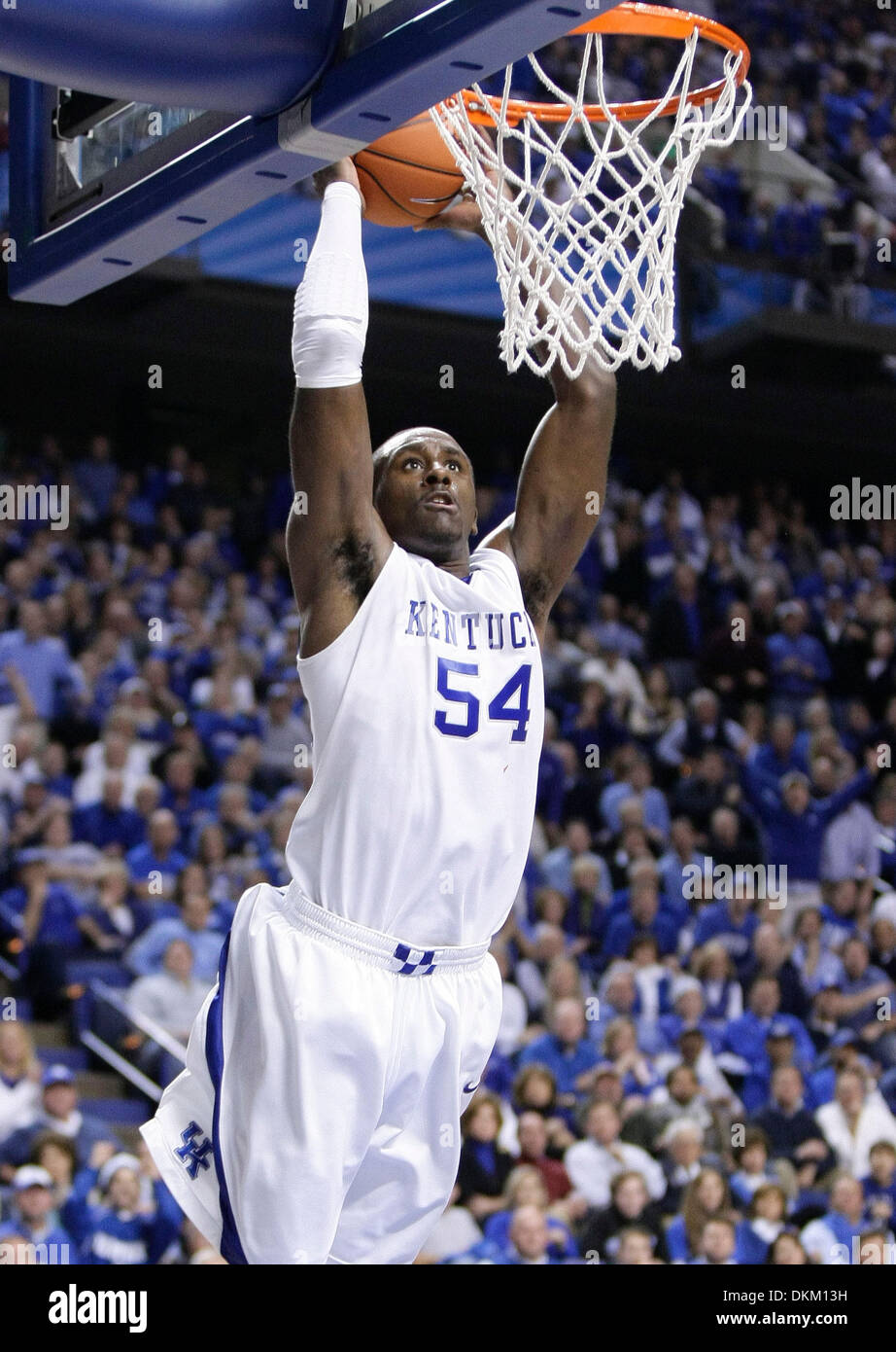 Dec. 05, 2009 - Lexington, Kentucky, USA - Kentucky's Patrick Patterson ...