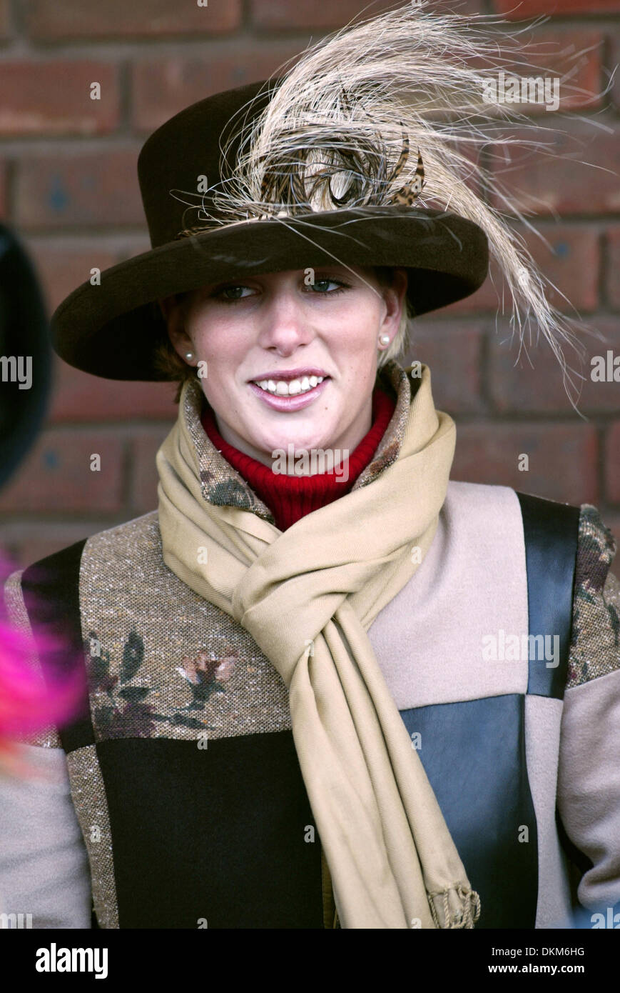 PRINCESS ZARA PHILLIPS.ROYAL FAMILY.T.CHELTENHAM FESTIVAL 2002.18/03/ ...