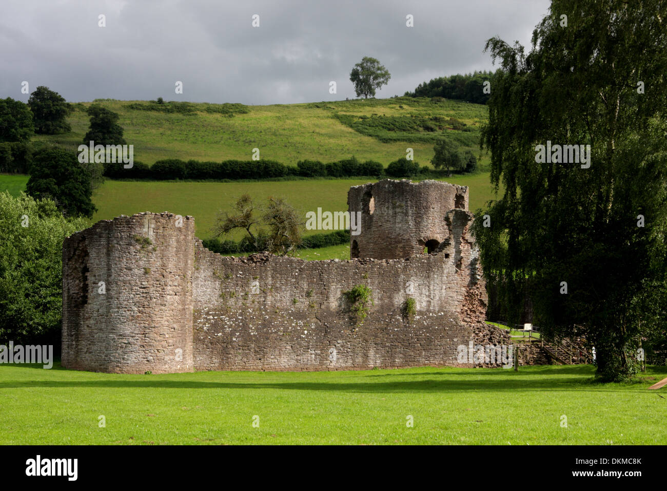 Monmouth castle ruins hi-res stock photography and images - Alamy