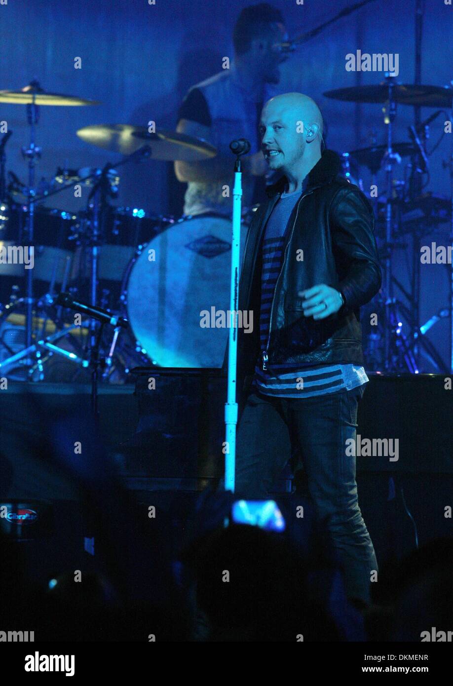 Las Vegas, Nevada, USA. 7th Dec, 2013. Musician Isaac Slade performs ...