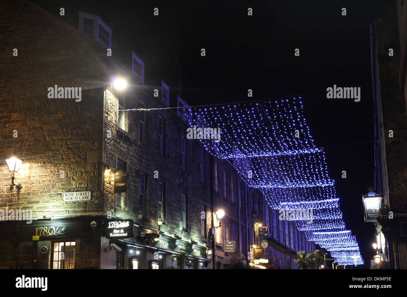 Rose street edinburgh scotland hi-res stock photography and images - Alamy