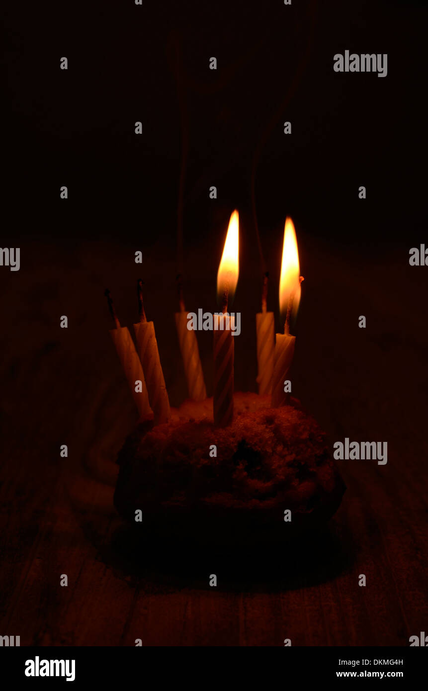 Birthday cake six candles hi-res stock photography and images - Alamy