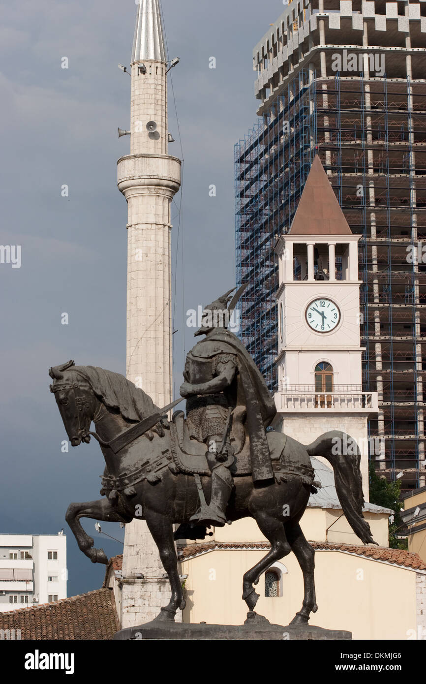 Skanderbeg Statue, Tirana, Albania Stock Photo - Alamy