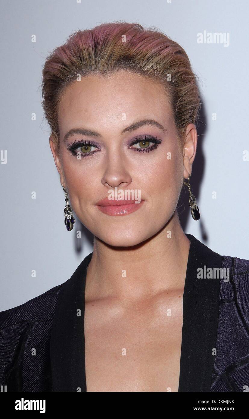 Los Angeles, California, USA. 6th Dec, 2013. Peta Murgatroyd attends ...