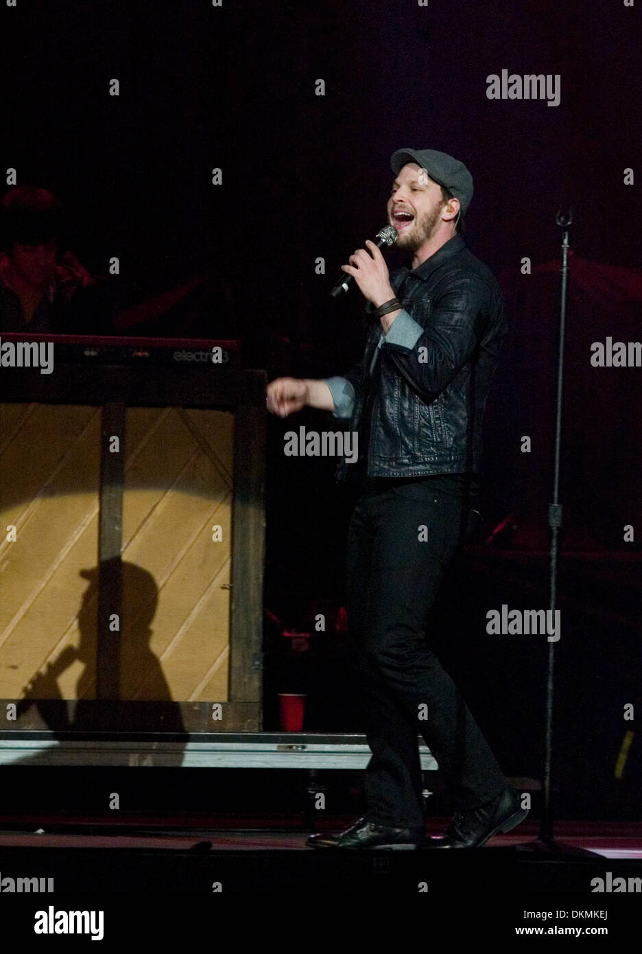 Las Vegas, Nevada, USA. 7th Dec, 2013. Musician Gavin DeGraw performs ...