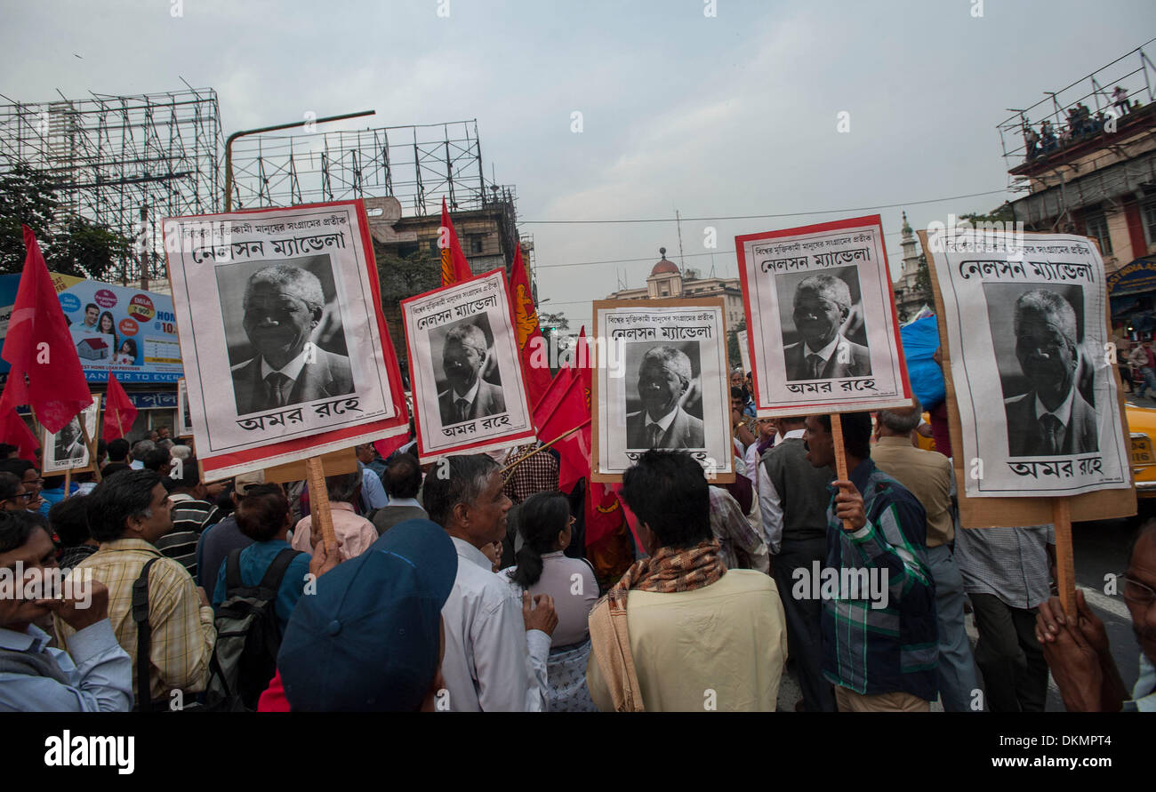 Calcutta, India. 7th Dec, 2013. Members of Communist Party of India ...
