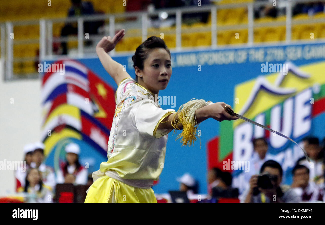 Nay Pyi Taw, Myanmar . 07th Dec, 2013. Vietnamese athlete Thuy Vi Duong ...