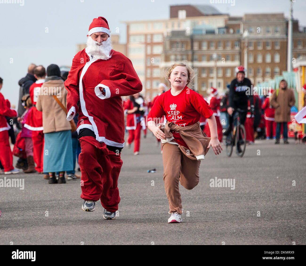 Runners cross finish line hi-res stock photography and images - Alamy