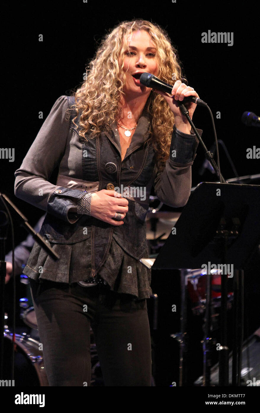 Dana fuchs hi-res stock photography and images - Alamy