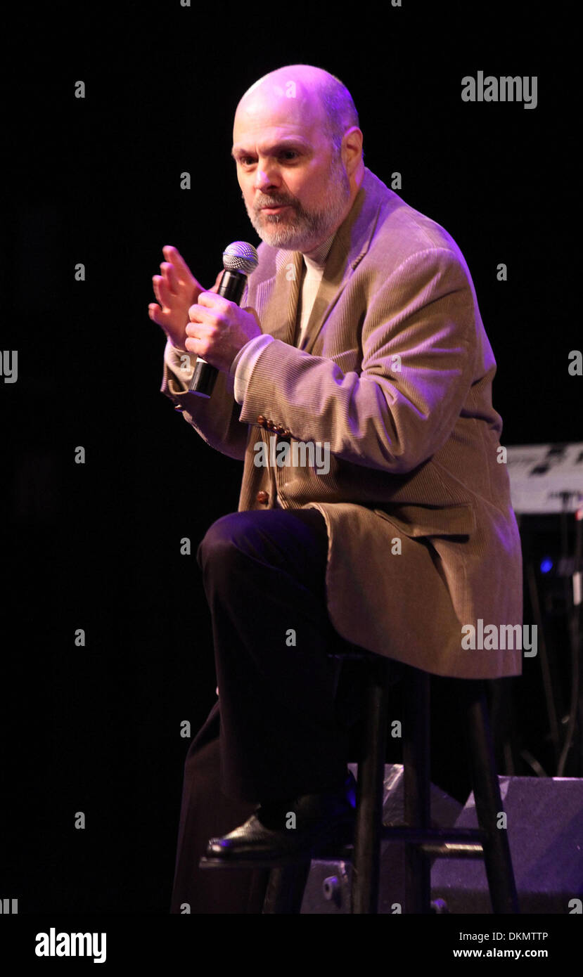 New York, New York, USA. 6th Dec, 2013. Creator of the tribute JOE ...