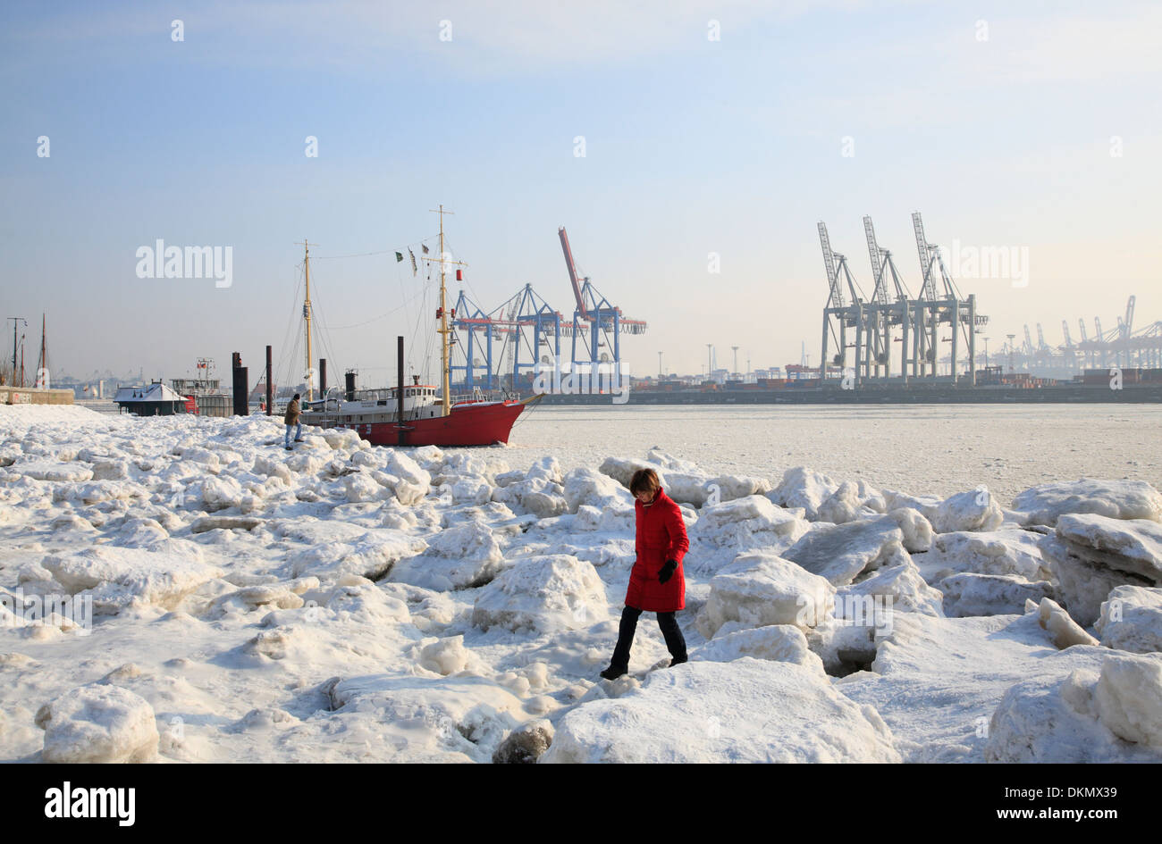 Ice on Elbe river in winter, Hamburg, Germany, Europe Stock Photo - Alamy