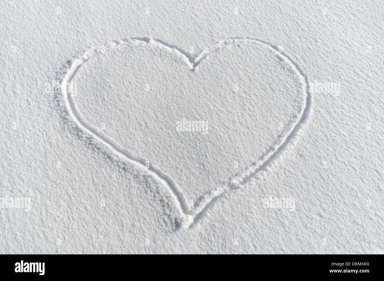 Heart snow snow in hi-res stock photography and images - Alamy