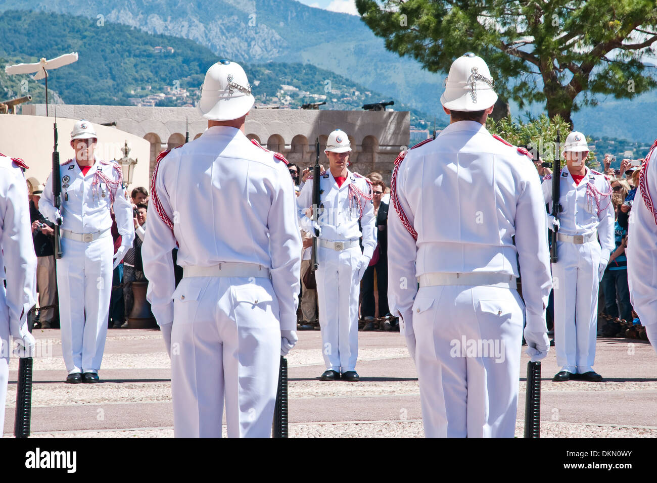 Princes guards hi-res stock photography and images - Alamy