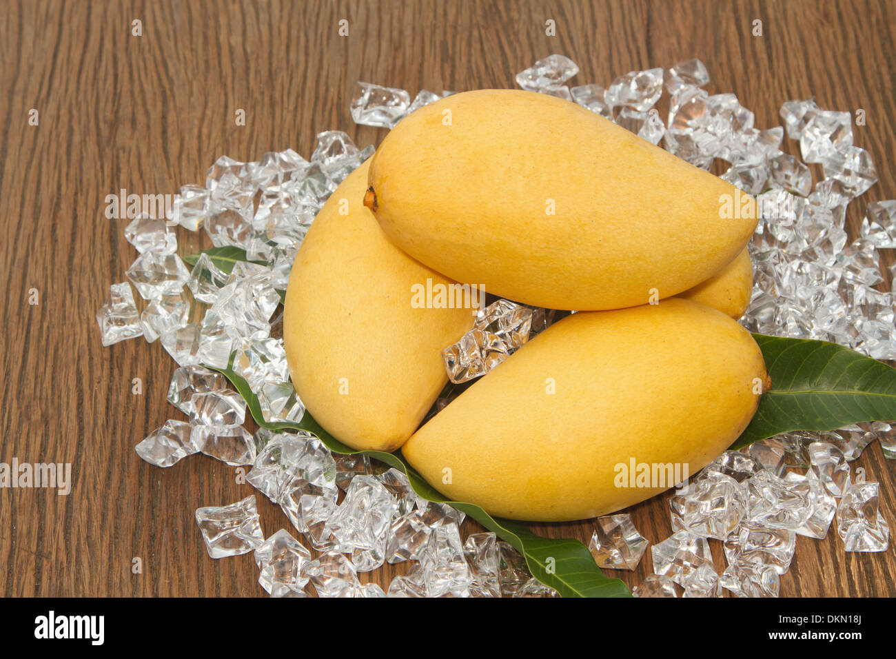 Fresh golden mango Stock Photo - Alamy