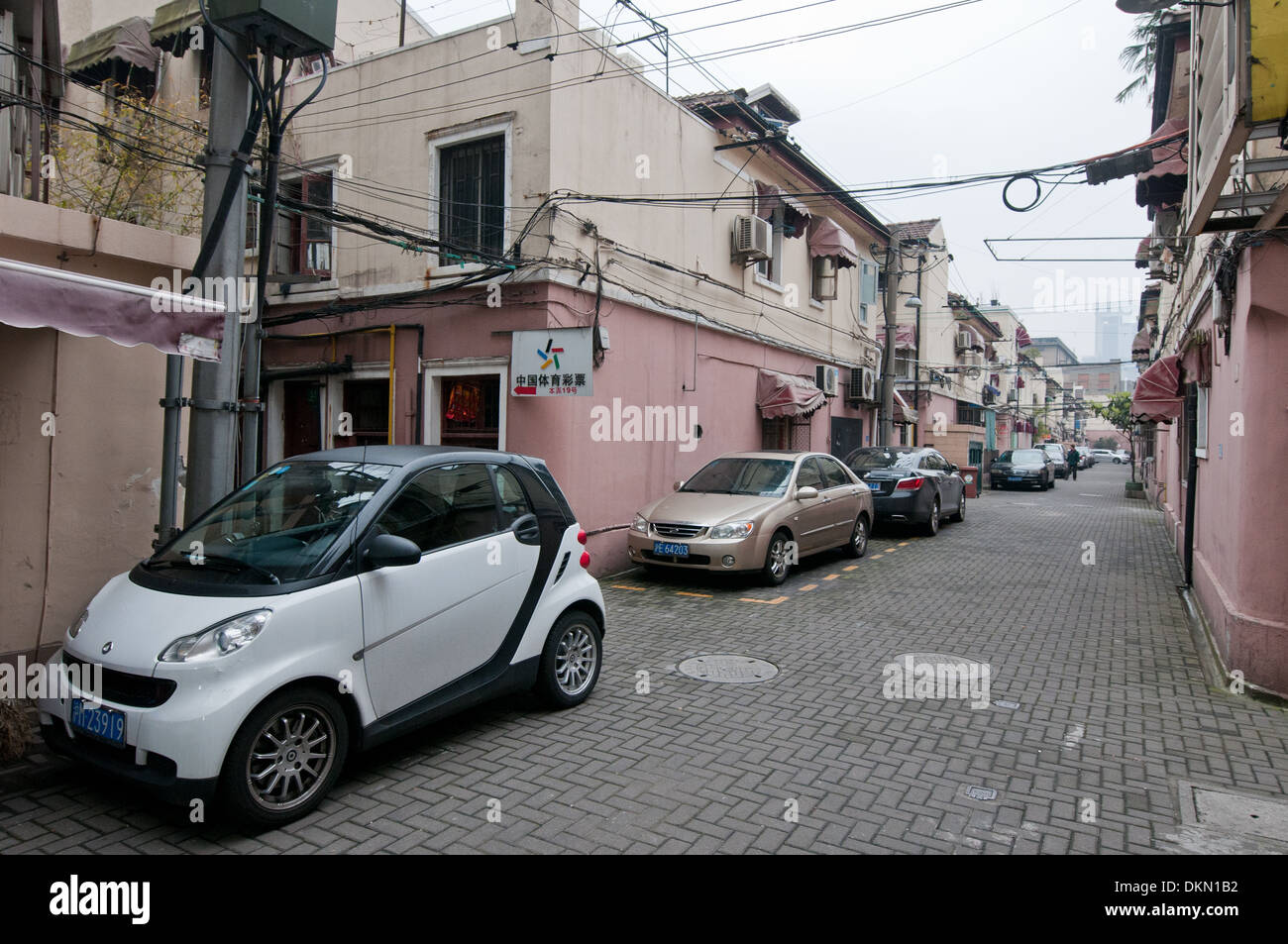 traditional Shanghainese architectural style area - Shikumen - combine ...