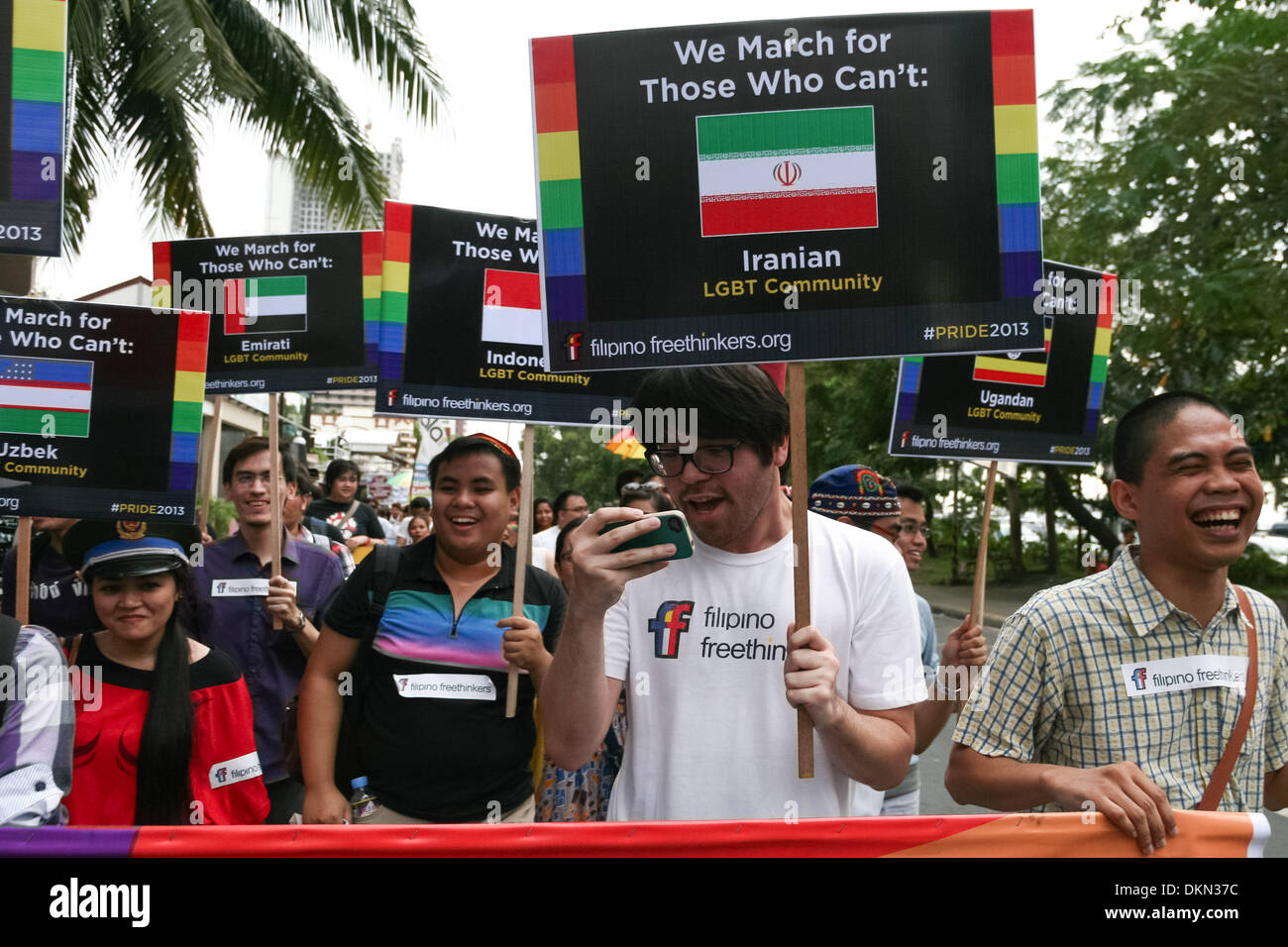 Manila, Philippines. 7th Dec, 2013. Members of Filipino Freethinkers ...