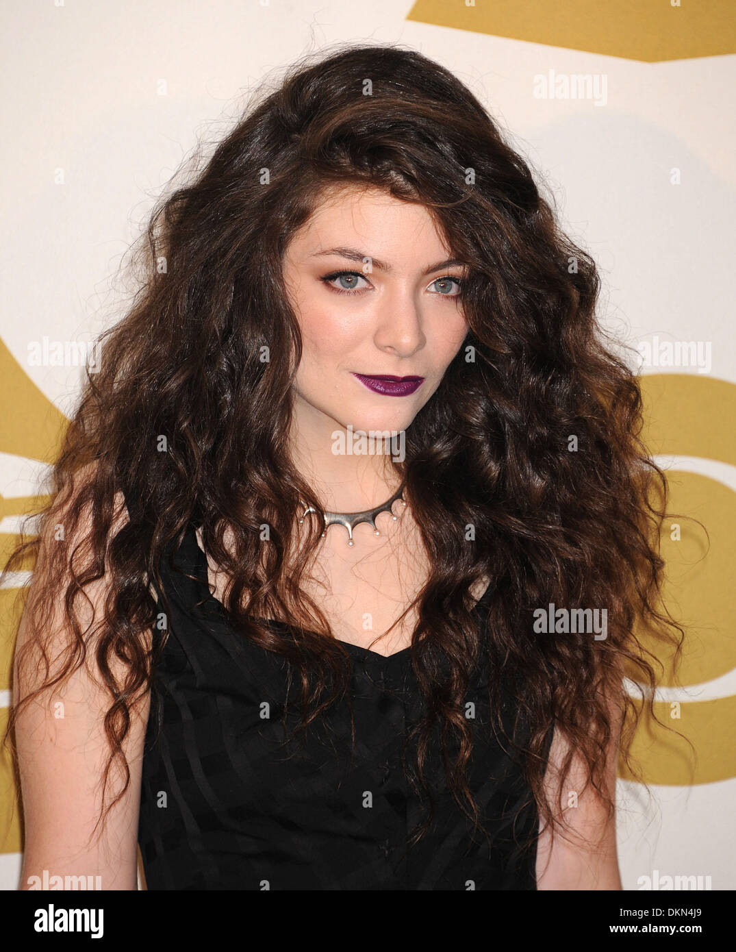 Los Angeles, California, USA. 5th Dec, 2013. Lorde arrives for the ...