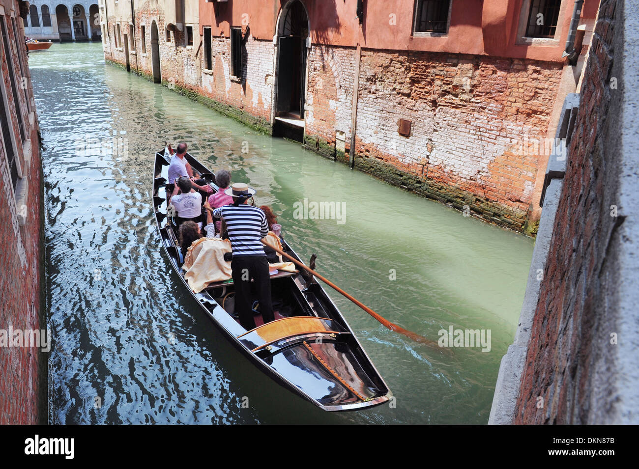Rowing His Gondola High Resolution Stock Photography and Images - Alamy