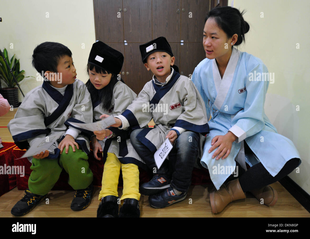 Age hunan hi-res stock photography and images - Alamy