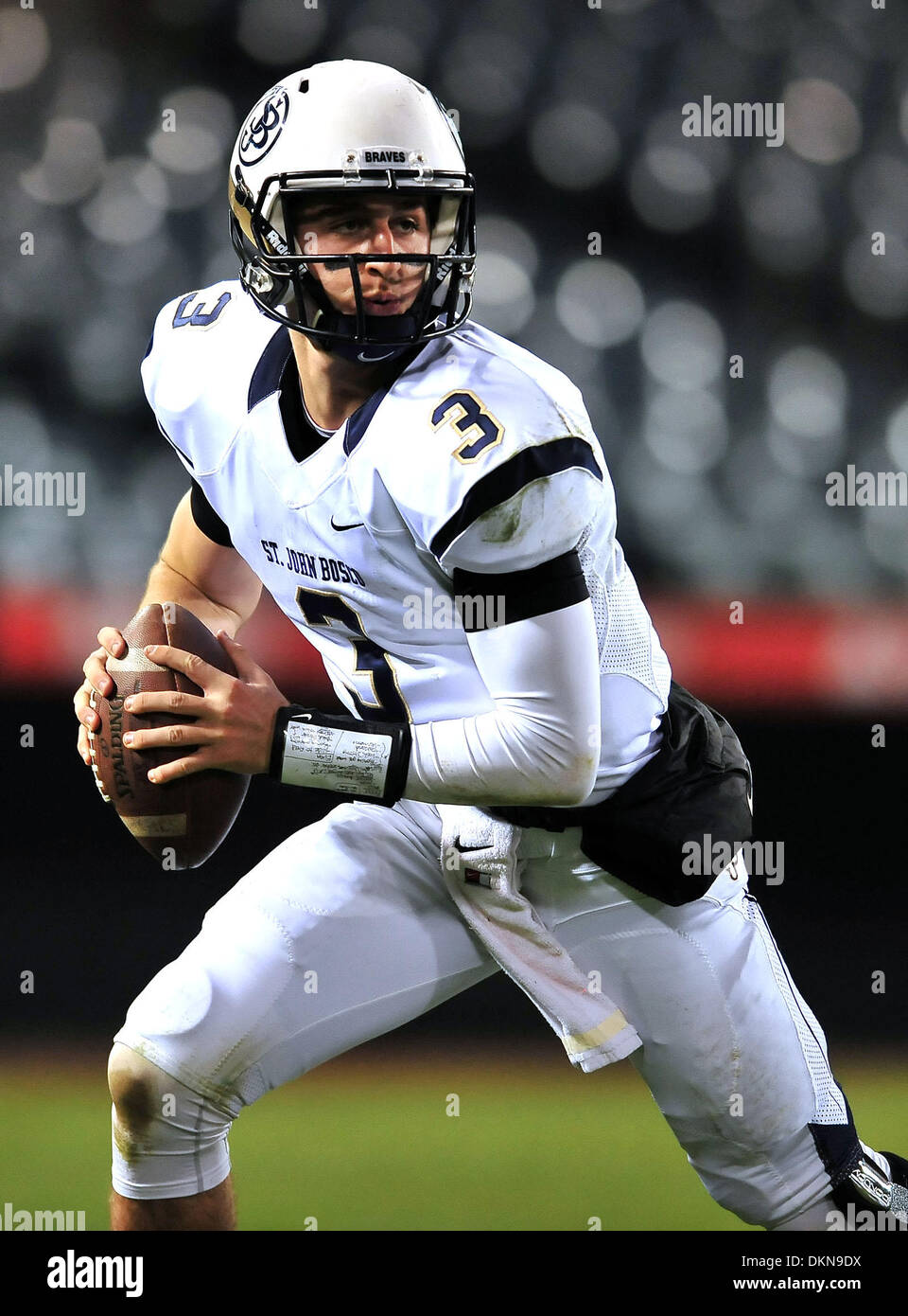 Anaheim, CA, . 7th Dec, 2013. Josh Rosen #3 of St, John Bosco runs in ...