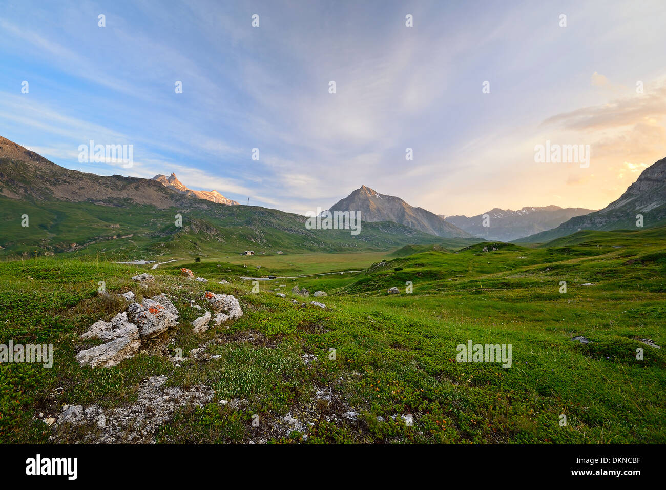 European alp hi-res stock photography and images - Alamy